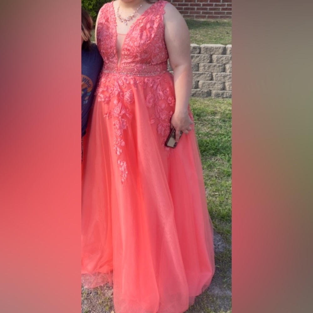 Sz 16 Tangerine Color Beautiful Prom Dress - Gem